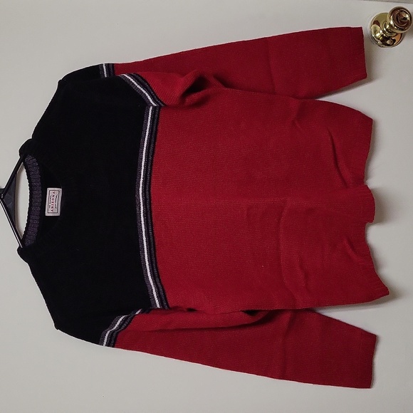 Arizona Jean Company | Shirts & Tops | Arizona Red And Black Sweater ...